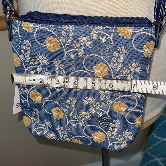 Signare Tapestry | Bags | Signare The Art Of Tapestry Purse And Wallet ...